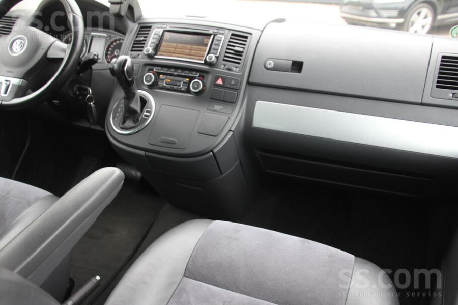 Volkswagen Multivan 2010 Tukums, ar dzinēja tilpumu 2.00 L un nobraukumu 238 tūkst. km par 14990 €, foto 9 vietnē AUTOMOTO.COM.LV