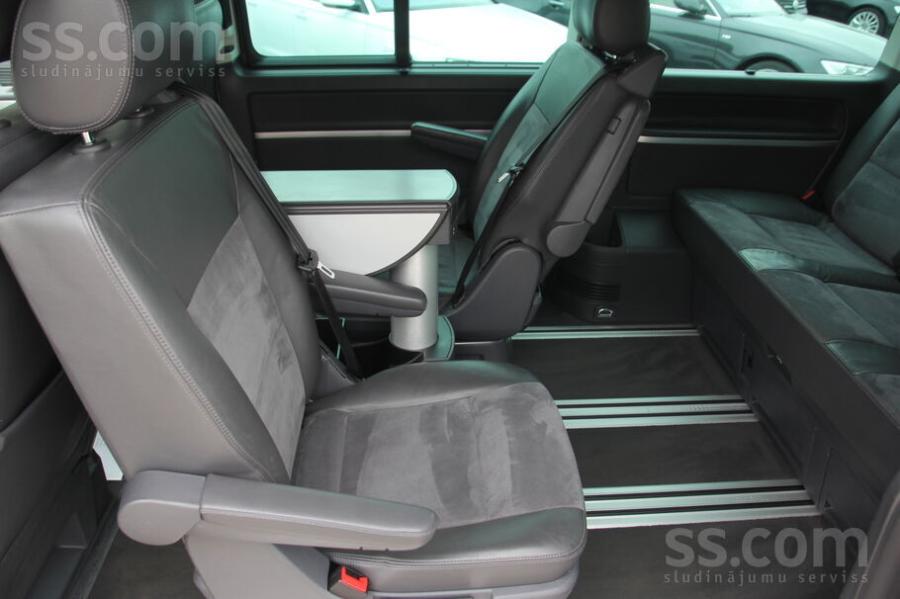 Volkswagen Multivan 2010 Tukums, ar dzinēja tilpumu 2.00 L un nobraukumu 238 tūkst. km par 14990 €, foto 13 vietnē AUTOMOTO.COM.LV