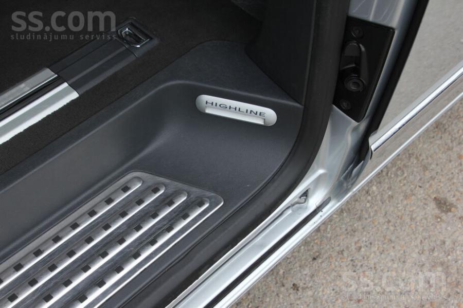 Volkswagen Multivan 2010 Tukums, ar dzinēja tilpumu 2.00 L un nobraukumu 238 tūkst. km par 14990 €, foto 18 vietnē AUTOMOTO.COM.LV