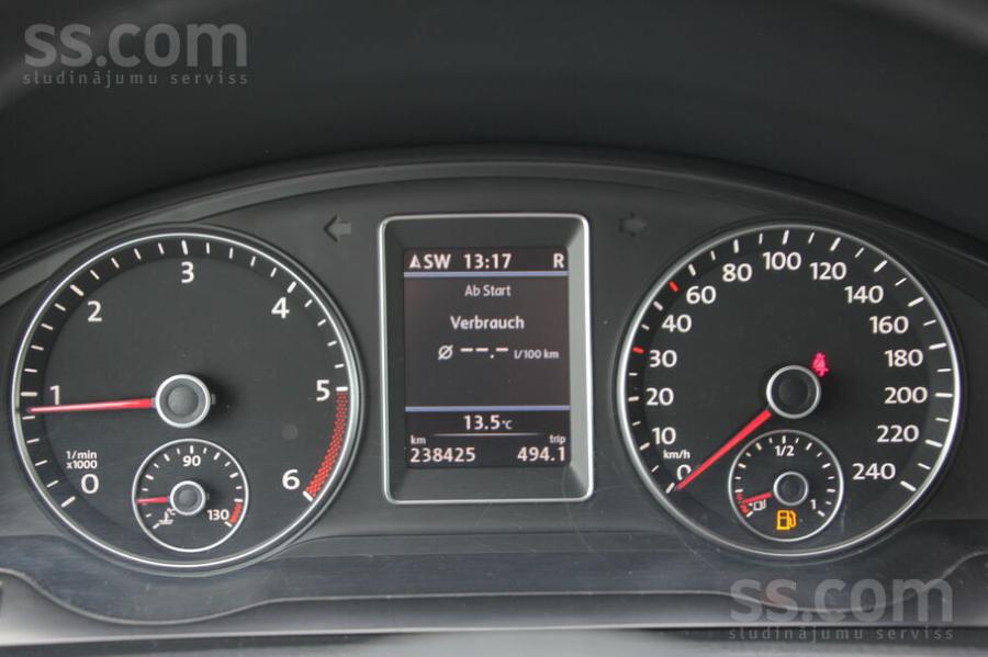 Volkswagen Multivan 2010 Tukums, ar dzinēja tilpumu 2.00 L un nobraukumu 238 tūkst. km par 14990 €, foto 32 vietnē AUTOMOTO.COM.LV