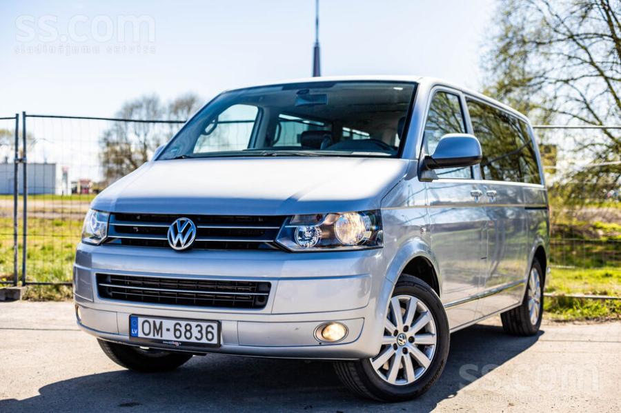Volkswagen Multivan 2013 Rīga, ar dzinēja tilpumu 2.00 L un nobraukumu 347 tūkst. km par 16990 €, foto 1 vietnē AUTOMOTO.COM.LV