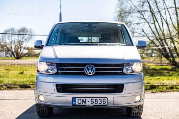 Volkswagen Multivan 2013 in Riga, with an engine capacity of 2.00 L and mileage of 347 thousand km for 16990 €, photo 3 on AUTOMOTO.COM.LV