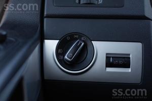 Volkswagen Multivan 2013 Rīga, ar dzinēja tilpumu 2.00 L un nobraukumu 347 tūkst. km par 16990 €, foto 19 vietnē AUTOMOTO.COM.LV