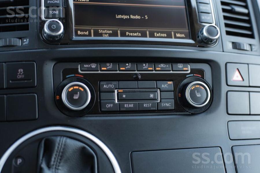 Volkswagen Multivan 2013 Rīga, ar dzinēja tilpumu 2.00 L un nobraukumu 347 tūkst. km par 16990 €, foto 25 vietnē AUTOMOTO.COM.LV