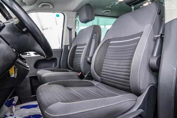 Volkswagen Multivan 2014 in Kaunas, with an engine capacity of 2.00 L and mileage of 289 thousand km for 16990 €, photo 6 on AUTOMOTO.COM.LV