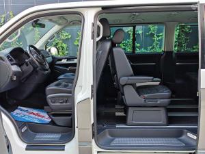 Volkswagen Multivan 2016 in Klaipeda, with an engine capacity of 1.97 L and mileage of 225 thousand km for 27950 €, photo 25 on AUTOMOTO.COM.LV