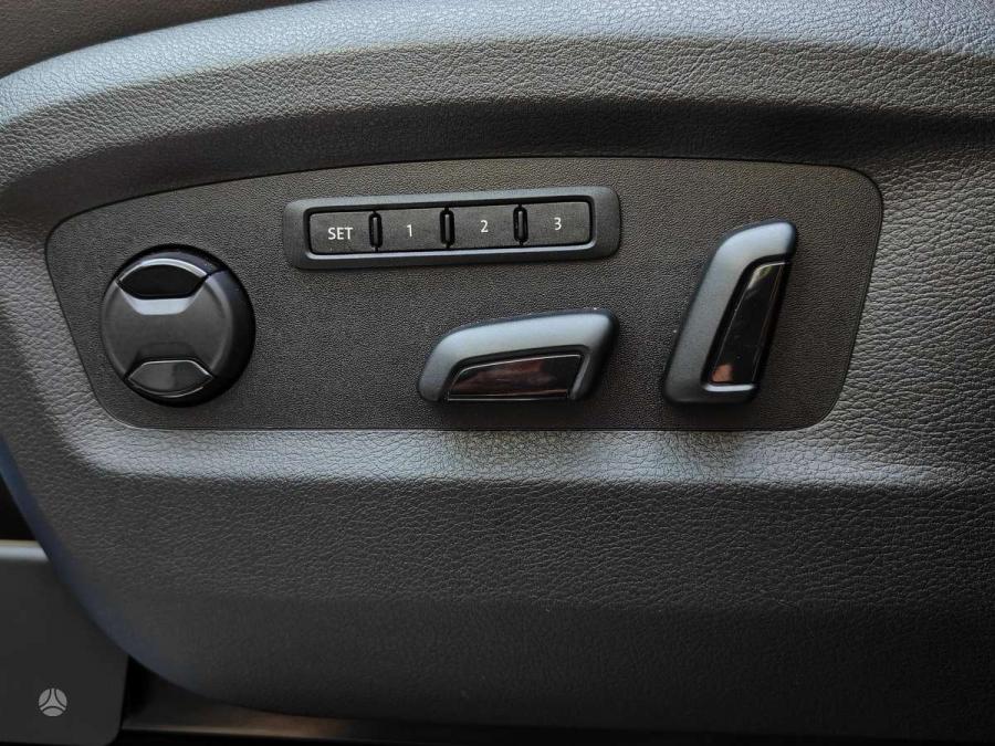 Volkswagen Multivan 2016 in Klaipeda, with an engine capacity of 1.97 L and mileage of 225 thousand km for 27950 €, photo 36 on AUTOMOTO.COM.LV
