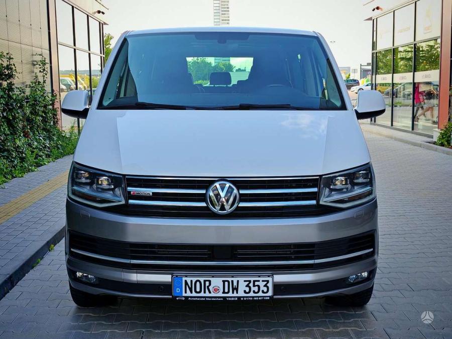Volkswagen Multivan 2016 in Klaipeda, with an engine capacity of 1.97 L and mileage of 225 thousand km for 26500 €, photo 1 on AUTOMOTO.COM.LV