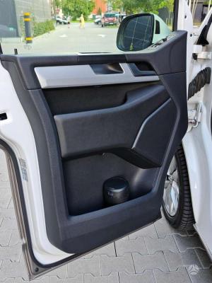 Volkswagen Multivan 2016 in Klaipeda, with an engine capacity of 1.97 L and mileage of 225 thousand km for 26500 €, photo 28 on AUTOMOTO.COM.LV