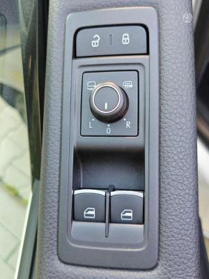 Volkswagen Multivan 2016 in Klaipeda, with an engine capacity of 1.97 L and mileage of 225 thousand km for 26500 €, photo 29 on AUTOMOTO.COM.LV