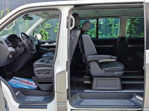 Volkswagen Multivan 2016 in Klaipeda, with an engine capacity of 1.97 L and mileage of 225 thousand km for 26500 €, photo 38 on AUTOMOTO.COM.LV