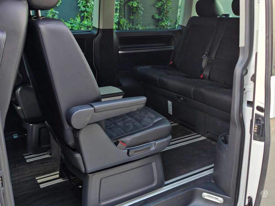 Volkswagen Multivan 2016 in Klaipeda, with an engine capacity of 1.97 L and mileage of 225 thousand km for 26500 €, photo 39 on AUTOMOTO.COM.LV