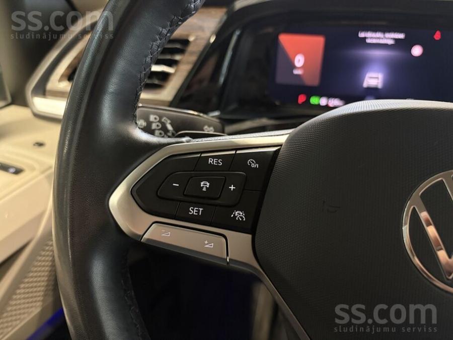 Oranžs Volkswagen Multivan 2022 Rīga, ar dzinēja tilpumu 2.00 L un nobraukumu 86 tūkst. km par 39700 €, foto 19 vietnē AUTOMOTO.COM.LV