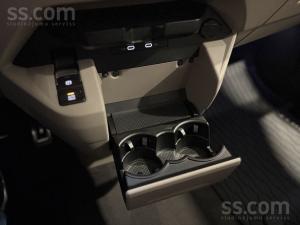 Oranžs Volkswagen Multivan 2022 Rīga, ar dzinēja tilpumu 2.00 L un nobraukumu 86 tūkst. km par 39700 €, foto 20 vietnē AUTOMOTO.COM.LV