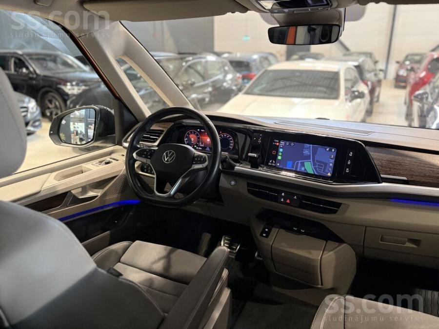 Oranžs Volkswagen Multivan 2022 Rīga, ar dzinēja tilpumu 2.00 L un nobraukumu 86 tūkst. km par 39700 €, foto 22 vietnē AUTOMOTO.COM.LV