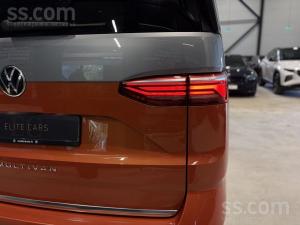 Oranžs Volkswagen Multivan 2022 Rīga, ar dzinēja tilpumu 2.00 L un nobraukumu 86 tūkst. km par 39700 €, foto 34 vietnē AUTOMOTO.COM.LV