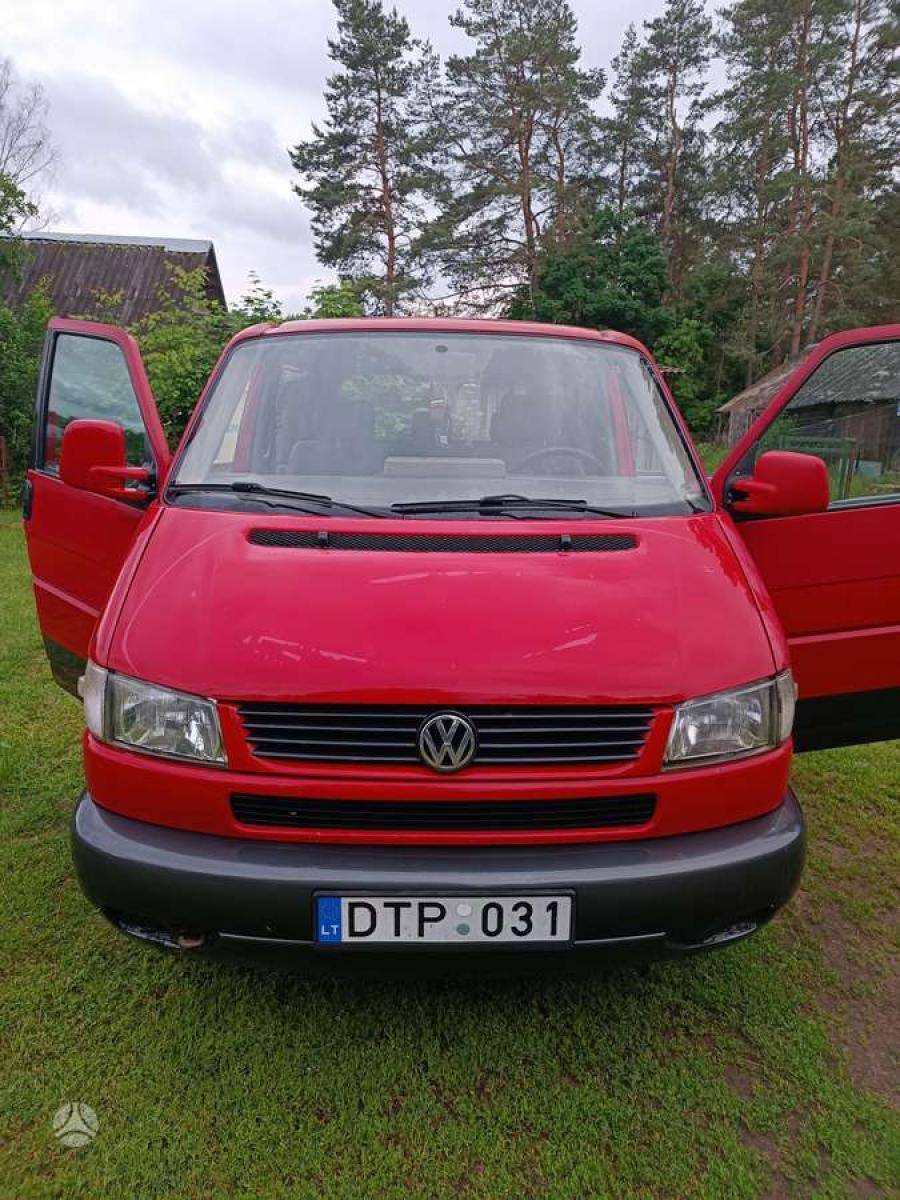 Red Volkswagen Multivan 1996 in Druskininkai, with an engine capacity of 1.90 L and mileage of 537 thousand km for 2200 €, photo 1 on AUTOMOTO.COM.LV