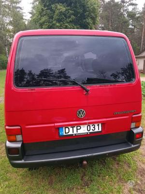 Red Volkswagen Multivan 1996 in Druskininkai, with an engine capacity of 1.90 L and mileage of 537 thousand km for 2200 €, photo 5 on AUTOMOTO.COM.LV