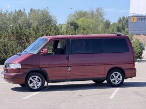 Sarkans Volkswagen Multivan 1996 Šauļi, ar dzinēja tilpumu 2.50 L un nobraukumu 220 tūkst. km par 2700 €, foto 5 vietnē AUTOMOTO.COM.LV