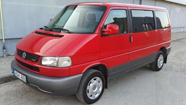 Red Volkswagen Multivan 1997 in Pakruojis, with an engine capacity of 2.50 L and mileage of 445 thousand km for 4800 €, photo 3 on AUTOMOTO.COM.LV