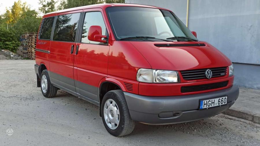 Красный Фольксваген Мультиван 1997 в Пакруойис, объемом двигателя 2.50 л и пробегом 445 тыс. км за 4800 €, фото 5 на AUTOMOTO.COM.LV