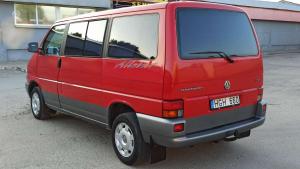 Красный Фольксваген Мультиван 1997 в Пакруойис, объемом двигателя 2.50 л и пробегом 445 тыс. км за 4800 €, фото 9 на AUTOMOTO.COM.LV
