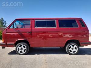Sarkans Volkswagen Multivan 1988 Talsi, ar dzinēja tilpumu 1.60 L un nobraukumu 194 tūkst. km par 10800 €, foto 5 vietnē AUTOMOTO.COM.LV