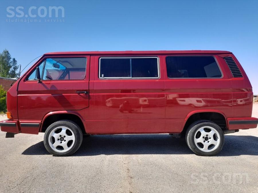 Sarkans Volkswagen Multivan 1988 Talsi, ar dzinēja tilpumu 1.60 L un nobraukumu 194 tūkst. km par 10800 €, foto 5 vietnē AUTOMOTO.COM.LV