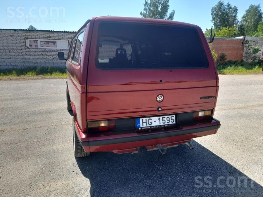 Sarkans Volkswagen Multivan 1988 Talsi, ar dzinēja tilpumu 1.60 L un nobraukumu 194 tūkst. km par 10800 €, foto 13 vietnē AUTOMOTO.COM.LV
