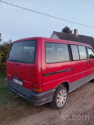 Красный Фольксваген Мультиван 1994 в Даугавпилс, объемом двигателя 1.90 л и пробегом 650 тыс. км за 2800 €, фото 5 на AUTOMOTO.COM.LV