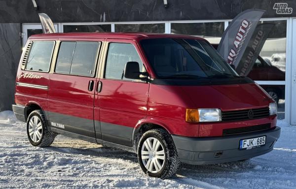 Sarkans Volkswagen Multivan 1996 Radviliškis, ar dzinēja tilpumu 2.40 L un nobraukumu 358 tūkst. km par 3650 €, foto 4 vietnē AUTOMOTO.COM.LV