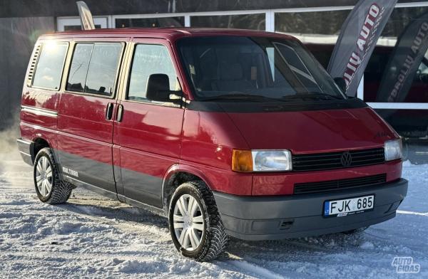 Sarkans Volkswagen Multivan 1996 Radviliškis, ar dzinēja tilpumu 2.40 L un nobraukumu 358 tūkst. km par 3650 €, foto 6 vietnē AUTOMOTO.COM.LV
