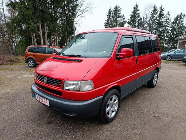 Red Volkswagen Multivan 1996 in Sirvintos, with an engine capacity of 2.50 L and mileage of 351 thousand km for 7999 €, photo 1 on AUTOMOTO.COM.LV