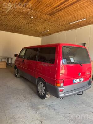 Red Volkswagen Multivan 1996 in Daugavpils, with an engine capacity of 1.90 L and mileage of 402 thousand km for 4300 €, photo 9 on AUTOMOTO.COM.LV