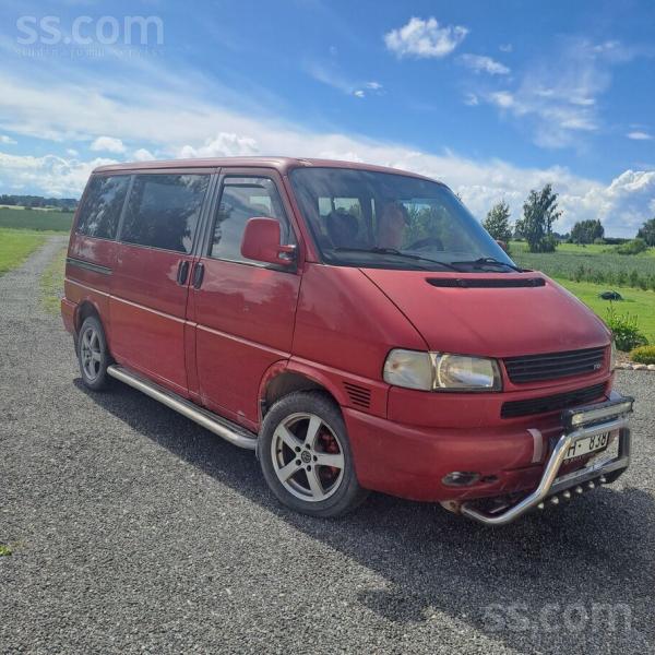 Sarkans Volkswagen Multivan 1996 Bauska, ar dzinēja tilpumu 2.50 L un nobraukumu 629 tūkst. km par 4400 €, foto 2 vietnē AUTOMOTO.COM.LV