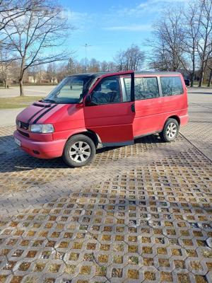 Red Volkswagen Multivan 1997 in Ventspils, with an engine capacity of 2.50 L and mileage of 417 thousand km for 3250 €, photo 18 on AUTOMOTO.COM.LV