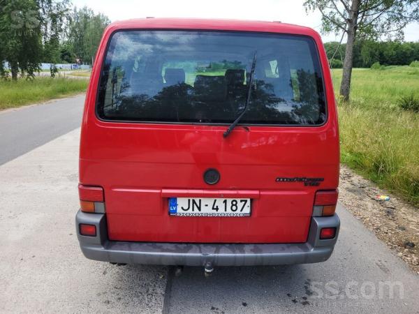 Red Volkswagen Multivan 1997 in Madona, with an engine capacity of 2.50 L and mileage of 361 thousand km for 2600 €, photo 6 on AUTOMOTO.COM.LV