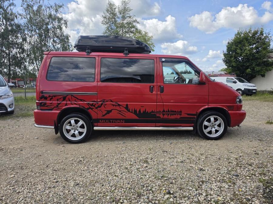 Red Volkswagen Multivan 1997 in Rezekne, with an engine capacity of 2.50 L and mileage of 0 thousand km for 5850 €, photo 3 on AUTOMOTO.COM.LV