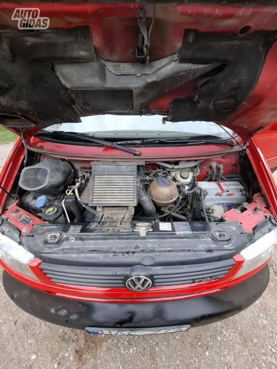 Sarkans Volkswagen Multivan 1997 Klaipėda, ar dzinēja tilpumu 2.50 L un nobraukumu 283 tūkst. km par 3100 €, foto 12 vietnē AUTOMOTO.COM.LV