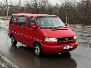 Red Volkswagen Multivan 1998 in Vilnius, with an engine capacity of 2.50 L and mileage of 480 thousand km for 3800 €, photo  on AUTOMOTO.COM.LV