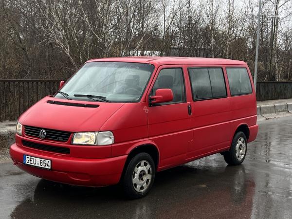 Sarkans Volkswagen Multivan 1998 Viļņa, ar dzinēja tilpumu 2.50 L un nobraukumu 480 tūkst. km par 3800 €, foto 6 vietnē AUTOMOTO.COM.LV
