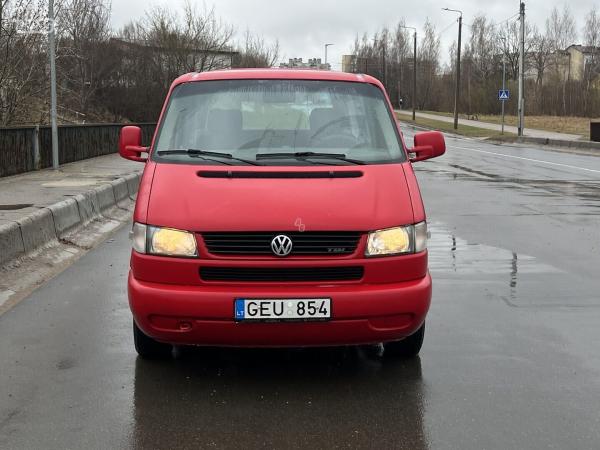 Sarkans Volkswagen Multivan 1998 Viļņa, ar dzinēja tilpumu 2.50 L un nobraukumu 480 tūkst. km par 3800 €, foto 7 vietnē AUTOMOTO.COM.LV