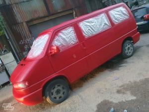 Red Volkswagen Multivan 1998 in Vilnius, with an engine capacity of 2.50 L and mileage of 480 thousand km for 3800 €, photo 17 on AUTOMOTO.COM.LV