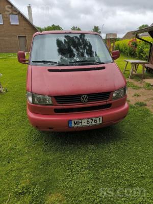 Red Volkswagen Multivan 1998 in Limbazi, with an engine capacity of 2.50 L and mileage of 350 thousand km for 2000 €, photo  on AUTOMOTO.COM.LV
