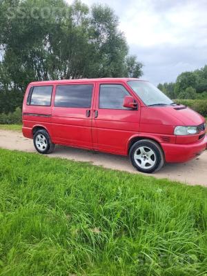 Sarkans Volkswagen Multivan 1998 Rīga, ar dzinēja tilpumu 2.50 L un nobraukumu 565 tūkst. km par 3700 €, foto 3 vietnē AUTOMOTO.COM.LV