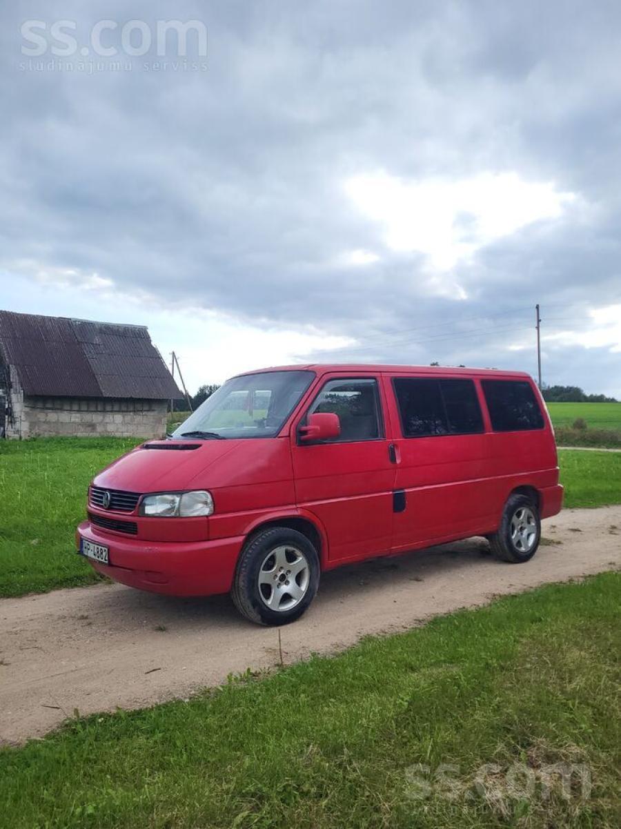 Sarkans Volkswagen Multivan 1998 Rīga, ar dzinēja tilpumu 2.50 L un nobraukumu 565 tūkst. km par 3700 €, foto 6 vietnē AUTOMOTO.COM.LV