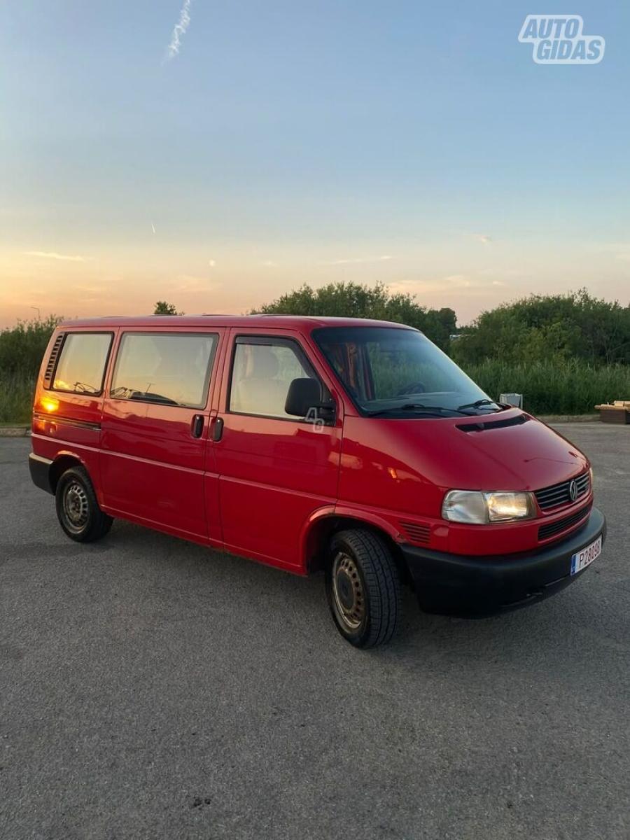 Sarkans Volkswagen Multivan 1999 Šauļi, ar dzinēja tilpumu 2.50 L un nobraukumu 387 tūkst. km par 3350 €, foto 6 vietnē AUTOMOTO.COM.LV