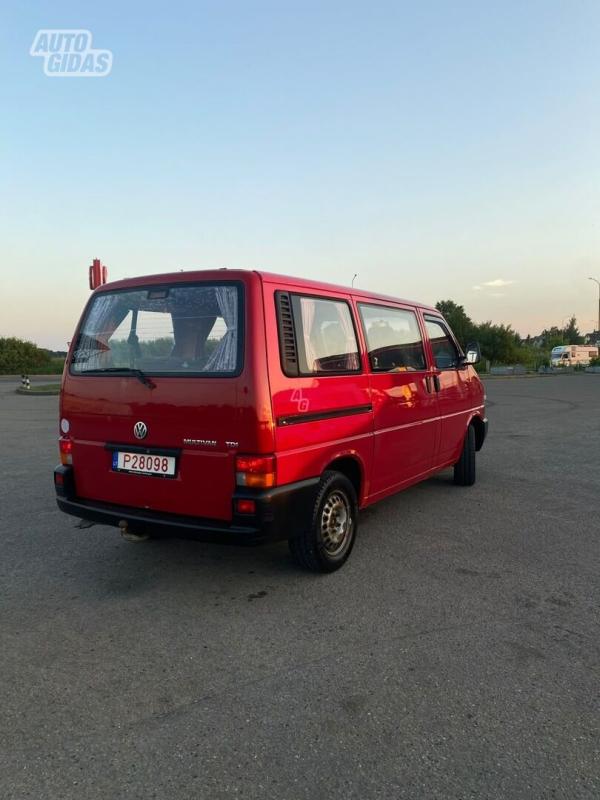 Sarkans Volkswagen Multivan 1999 Šauļi, ar dzinēja tilpumu 2.50 L un nobraukumu 387 tūkst. km par 3350 €, foto 6 vietnē AUTOMOTO.COM.LV