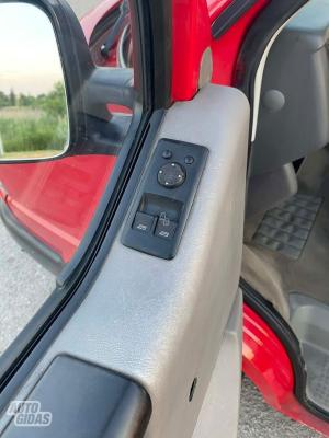 Sarkans Volkswagen Multivan 1999 Šauļi, ar dzinēja tilpumu 2.50 L un nobraukumu 387 tūkst. km par 3350 €, foto 21 vietnē AUTOMOTO.COM.LV