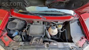Red Volkswagen Multivan 1999 in Riga, with an engine capacity of 2.50 L and mileage of 0 thousand km for 2990 €, photo 9 on AUTOMOTO.COM.LV